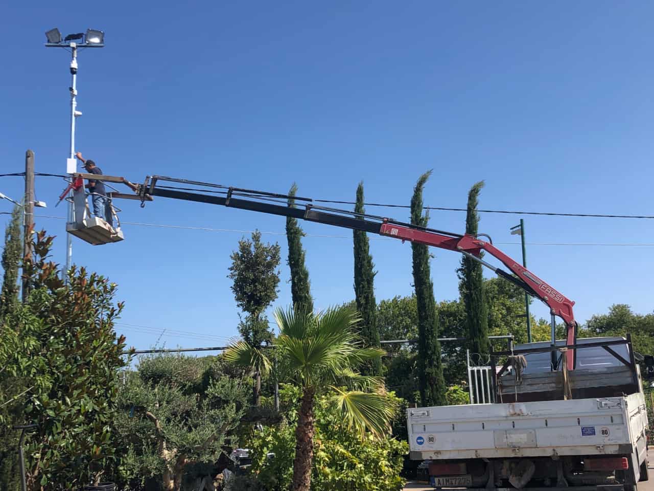 Γερανός Ανυψωτικός - Γερανοφόρο Όχημα - Εργασίες σε Ύψος